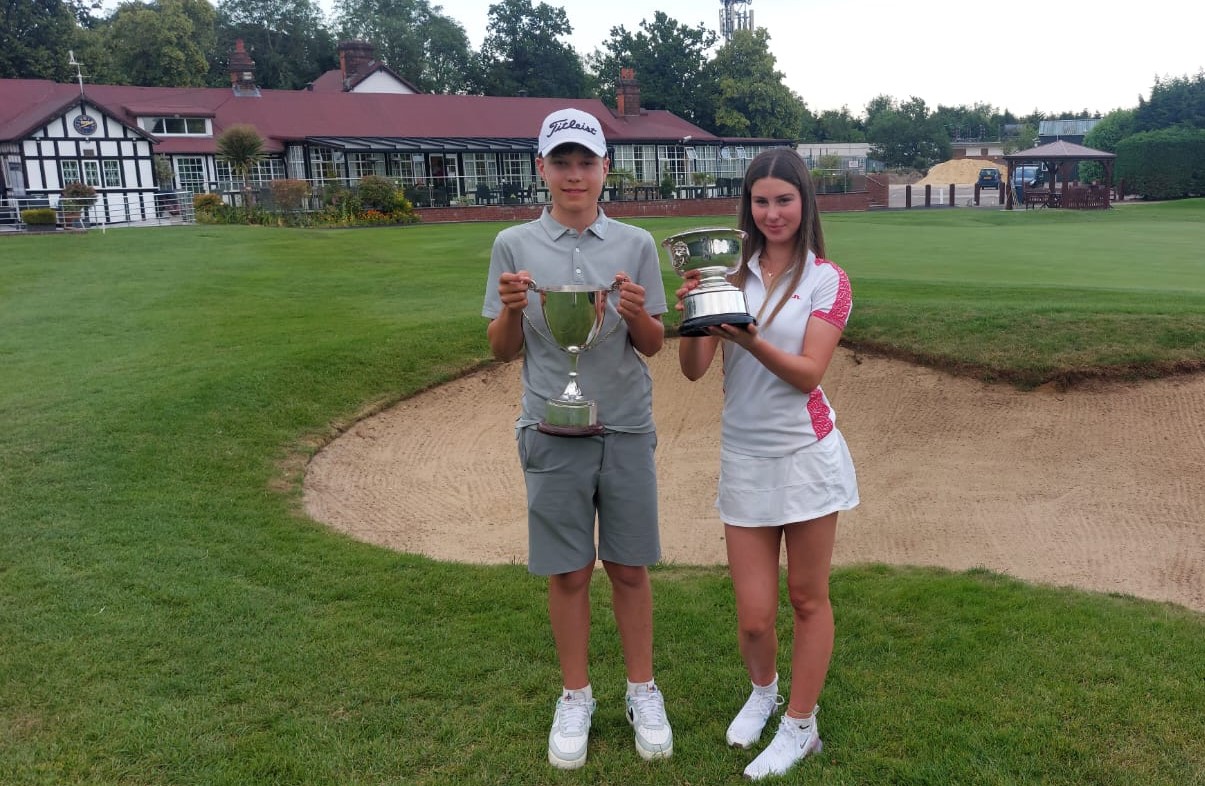 Eva triumphs in English Schools Girls Final
